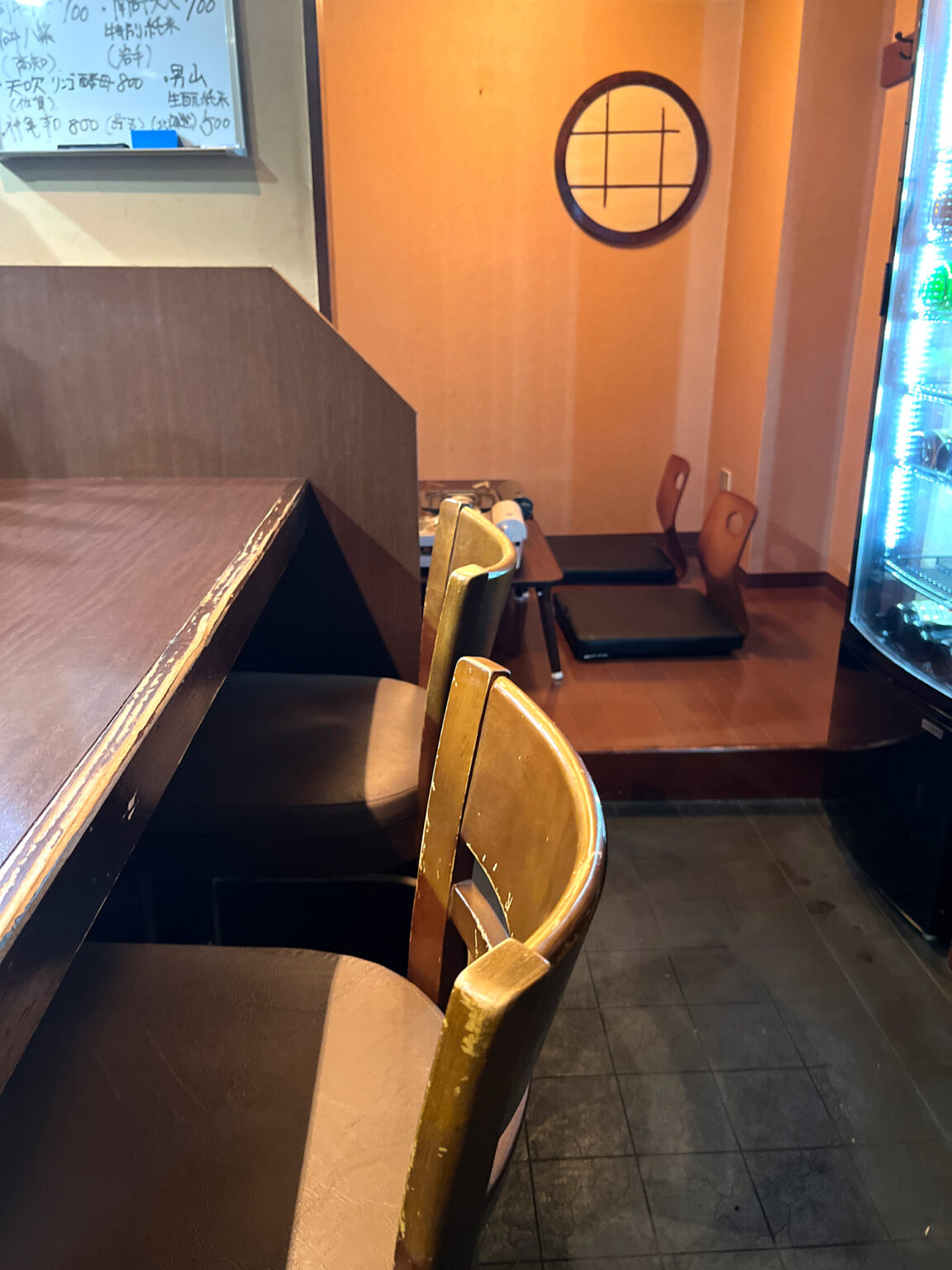新宿・歌舞伎町「ぐりすと」深夜飲み・日曜は立ち飲みも！魚料理が美味いディープ居酒屋 | せんべろnet