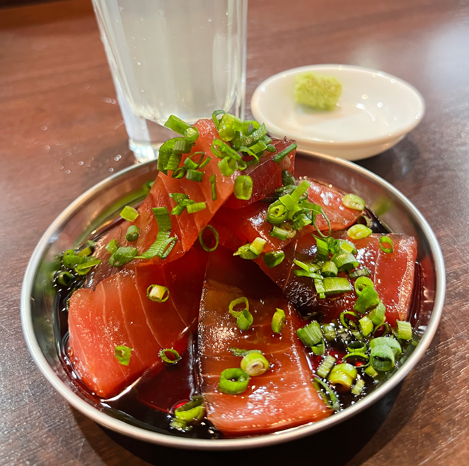 新宿・歌舞伎町「ぐりすと」深夜飲み・日曜は立ち飲みも！魚料理が美味いディープ居酒屋 | せんべろnet