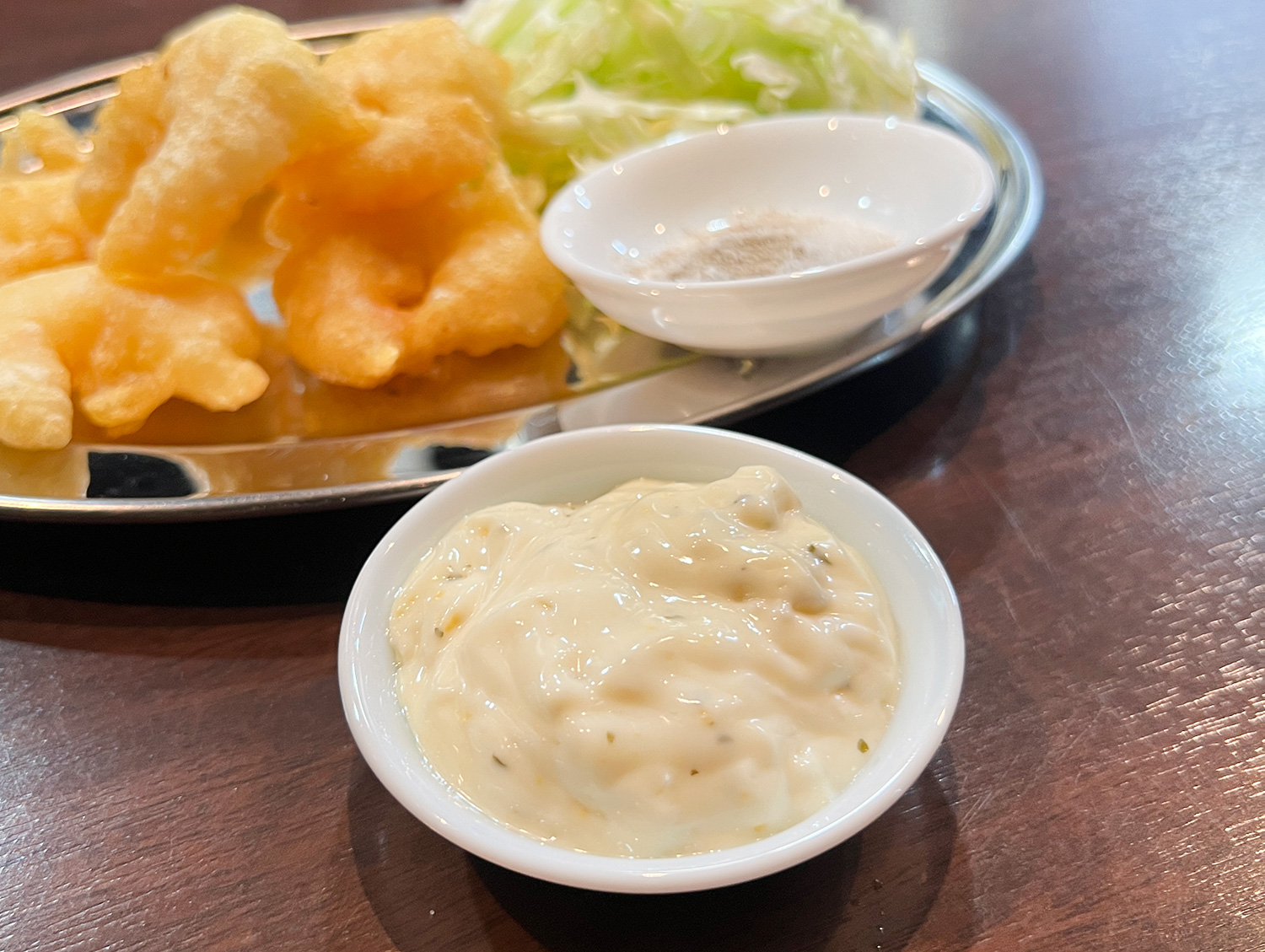 新宿・歌舞伎町「ぐりすと」深夜飲み・日曜は立ち飲みも！魚料理が美味いディープ居酒屋 | せんべろnet